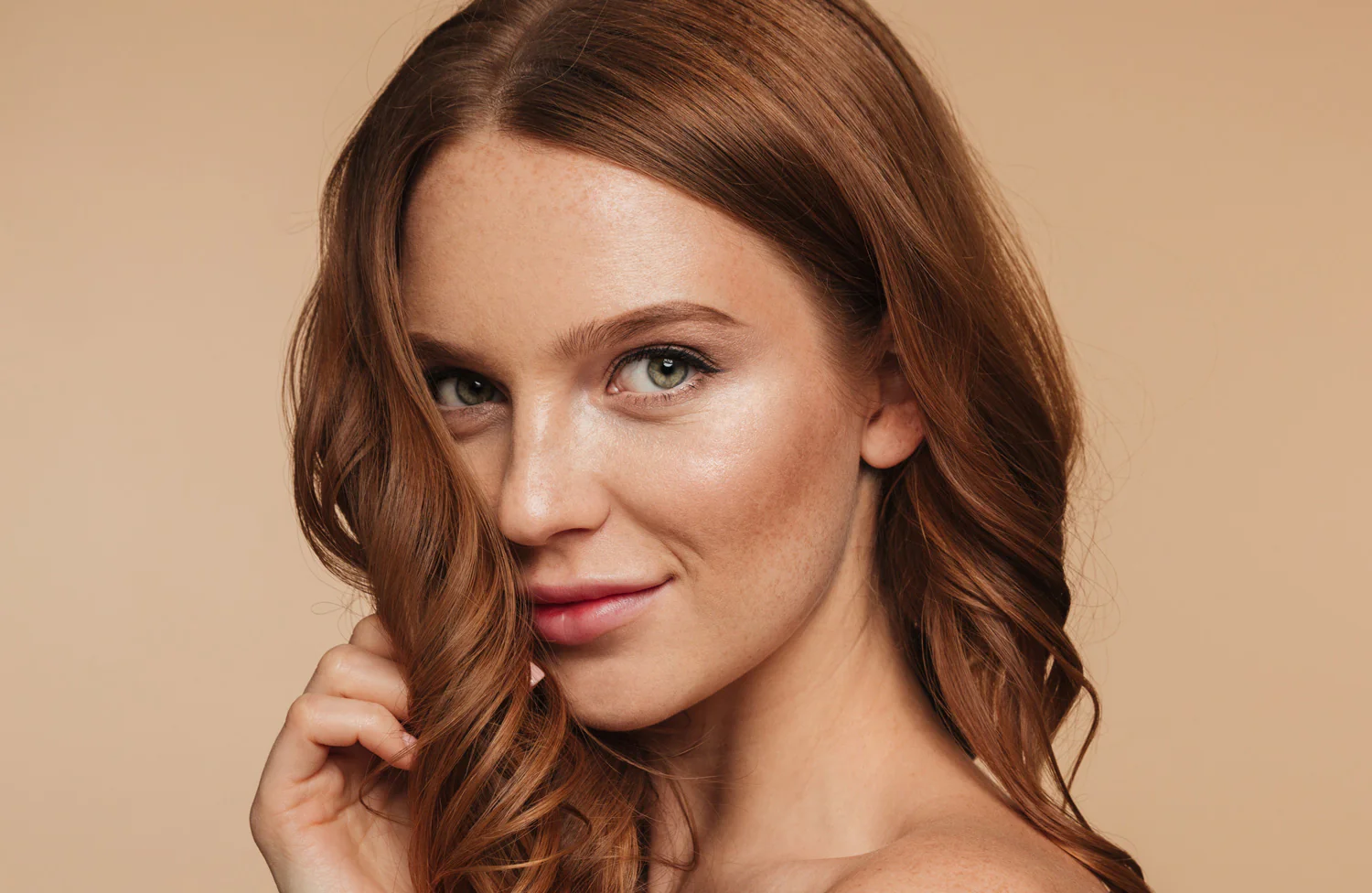 Cheveux ternes, cassants, abîmés… Comment y remédier ? - Vitavea